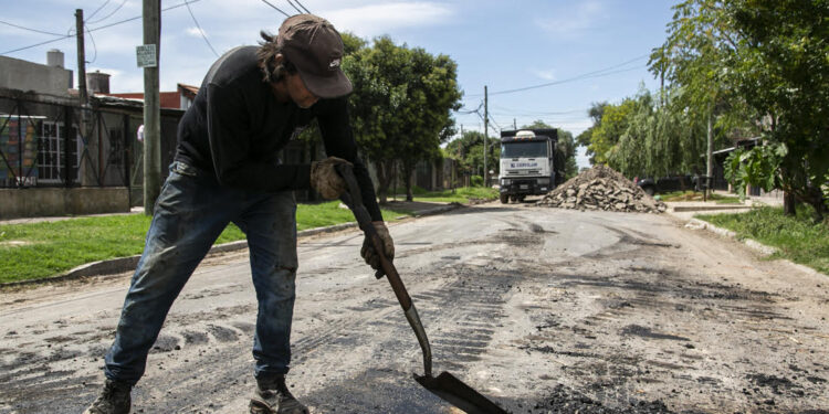 Anuncian obras viales en varias localidades de Almirante Brown